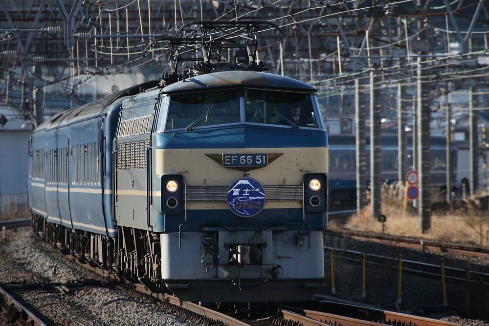 JR東海道線 EF66 51 富士はやぶさ - 鉄道写真館K2