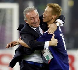 AFCアジアカップ2011】李忠成のボレー弾で豪州撃破!日本代表4 AFCアジアカップ2011】李忠成のボレー弾で豪州撃破!日本代表4