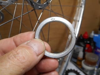 カンパ ピストハブ NJS と RECORD の違い - Kinoの自転車日記 カンパ ピストハブ NJS と RECORD の違い - Kinoの自転車日記