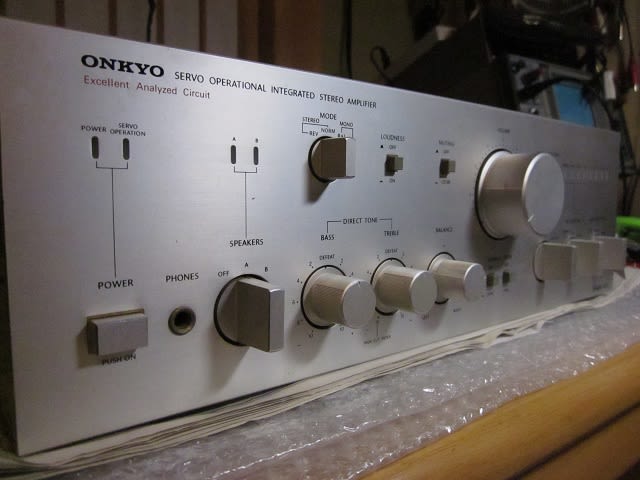 ONKYO A-817の修理(開始) - 「 昭和はよかった 」のGGです。 ONKYO A-817の修理(開始) - 「 昭和はよかった 」のGGです。