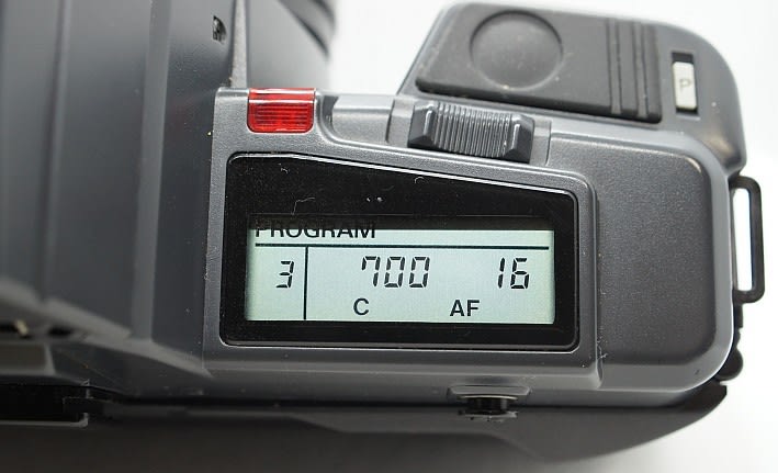 レンズの位置が他社とちょっとちがう 京セラ230ーAF - 迷レンズ探訪 レンズの位置が他社とちょっとちがう 京セラ230ーAF - 迷レンズ探訪