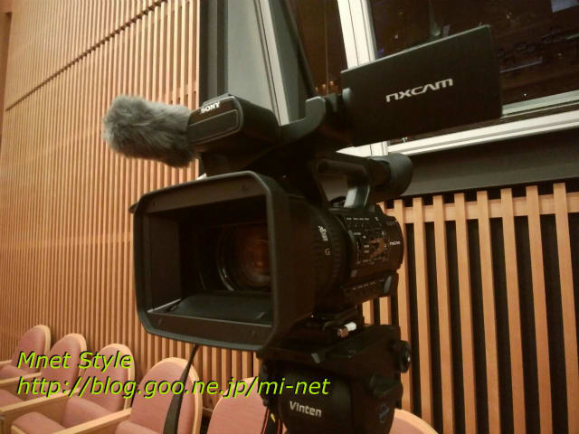 SONY HXR-NX100 レビュー③ 幅狭い用途にご利用いただけます SONY HXR-NX100 レビュー③ 幅狭い用途にご利用いただけます
