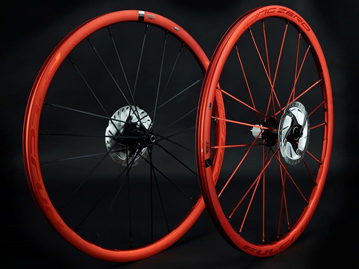 FULCRUM RACING ZERO CMPTZN DB CUSTOM 限定モデル - Fitteの FULCRUM RACING ZERO CMPTZN DB CUSTOM 限定モデル - Fitteの