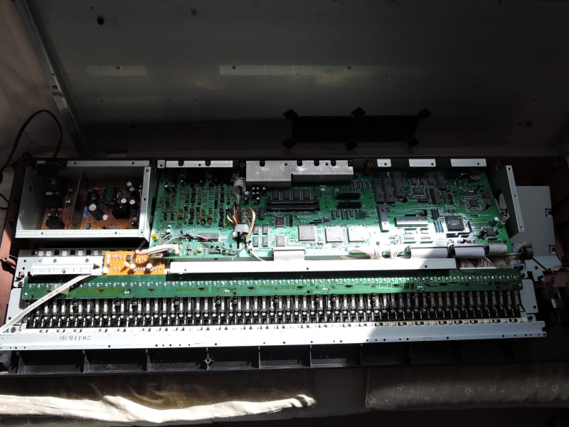 ヤマハSY85(キーボード)の自前修理(FDDベルト交換) - t ヤマハSY85(キーボード)の自前修理(FDDベルト交換) - t