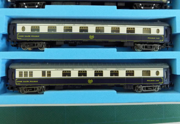 外国型車両を弄る partⅤ その2 KATO 10-1230/31のAssy 外国型車両を弄る partⅤ その2 KATO 10-1230/31のAssy