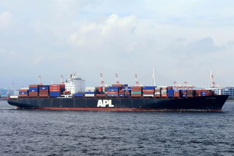 コンテナ船 「 APL JAPAN 」 ( SGP / APL ) 本日横浜出港 - 写 コンテナ船 「 APL JAPAN 」 ( SGP / APL ) 本日横浜出港 - 写