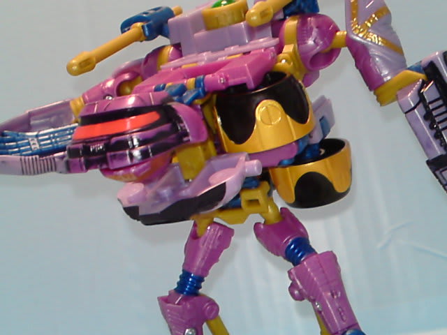 TFビーストウォーズリターンズ デラックスクラス ストライカを TFビーストウォーズリターンズ デラックスクラス ストライカを