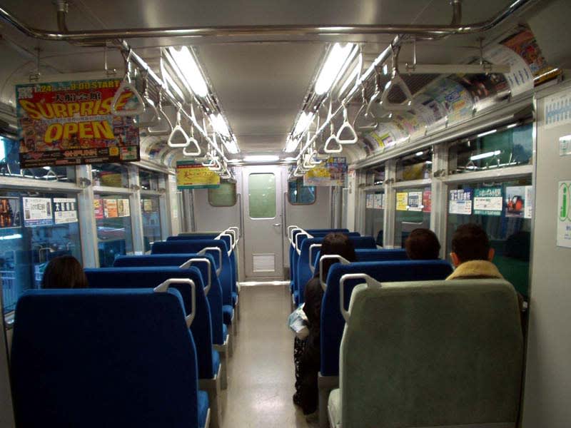 湘南モノレール5000系～従来車とは一味異なる1編成だけの新型車 - MAKIKYUのページ