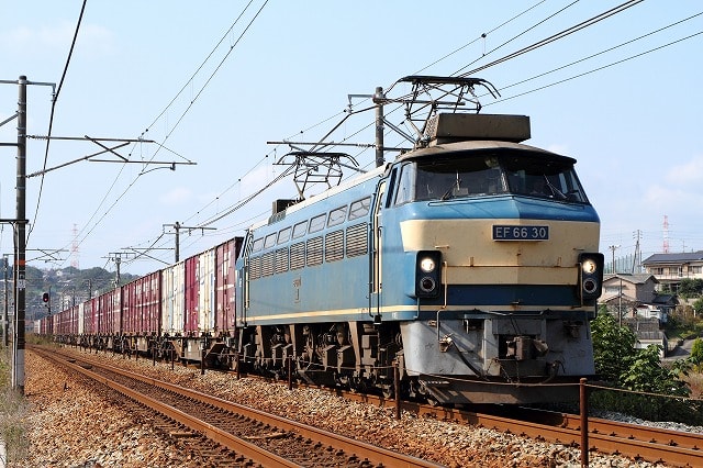 久しぶり・・・ EF66-30 - しゃりお @ 撮り鉄倶楽部