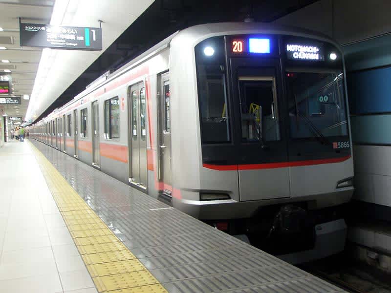 東急5050系の最新編成～これで京浜間の勝負は決着? - MAKIKYUのページ