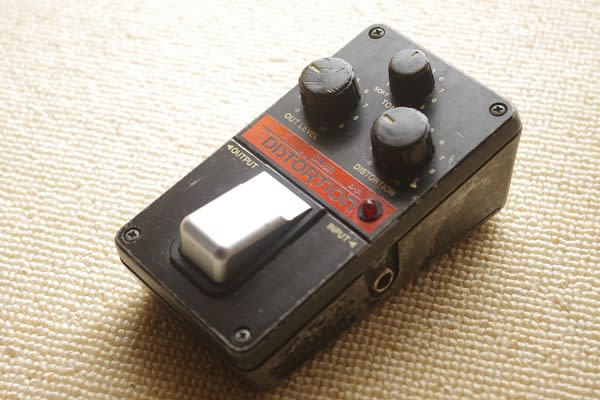 エフェクターその4 YAMAHA DISTORTION DI-01 - Rock&Guiter エフェクターその4 YAMAHA DISTORTION DI-01 - Rock&Guiter